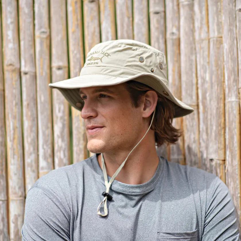 Mũ boonie bucket là gì? 10 cách phối đồ "đỉnh cao" cùng mũ boonie bucket