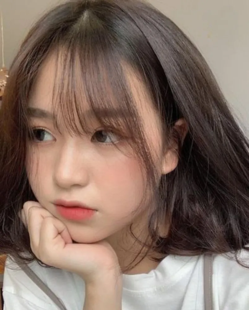 10 kiểu tóc cho nữ bị hói trán đẹp nhất giúp che trán hói