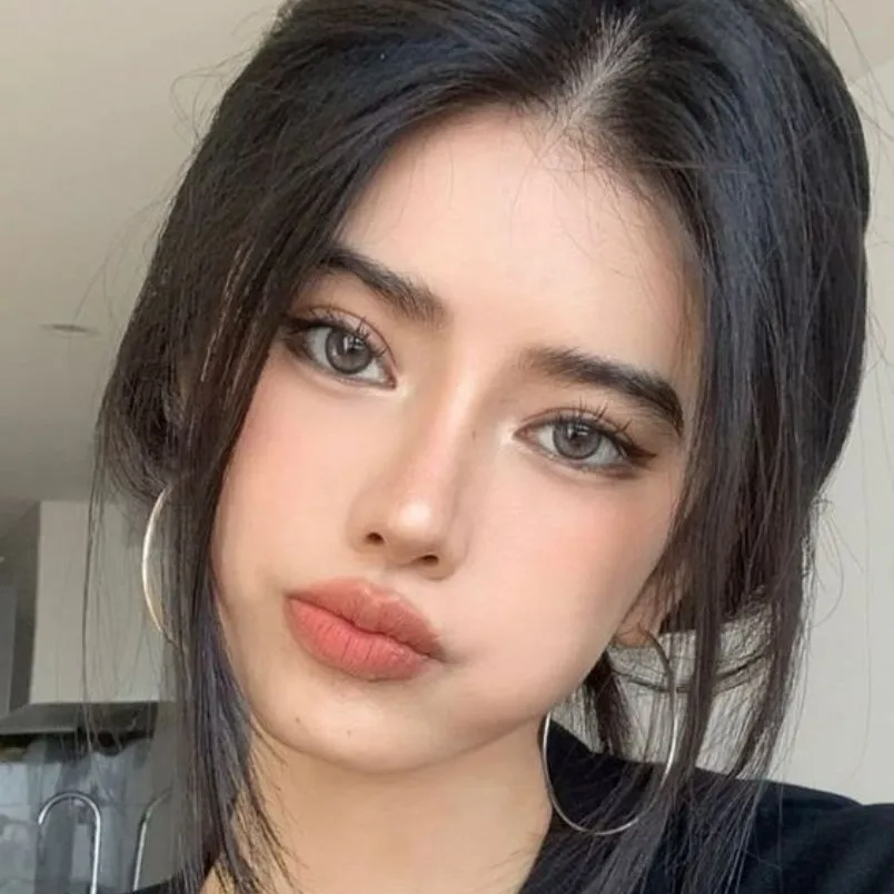 Slavic girl makeup là gì? Hướng dẫn slavic makeup xinh như gái Nga