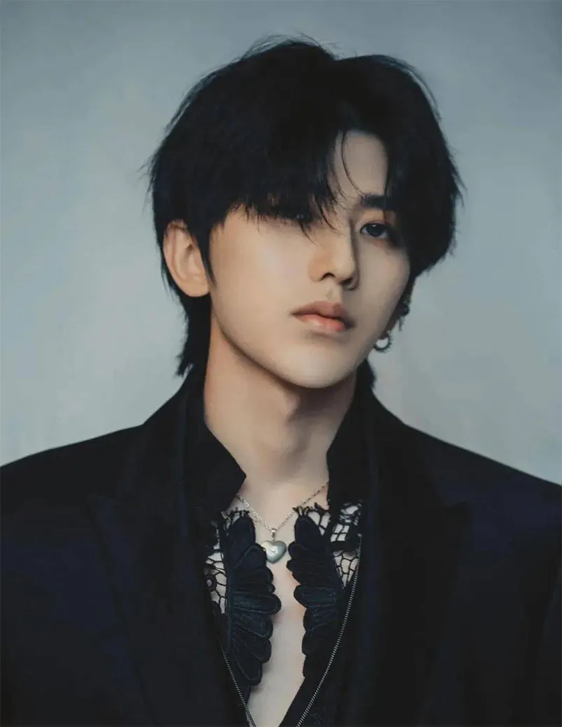 Top 12 kiểu tóc Middle Part cho nam giới đẹp nhất năm 2024