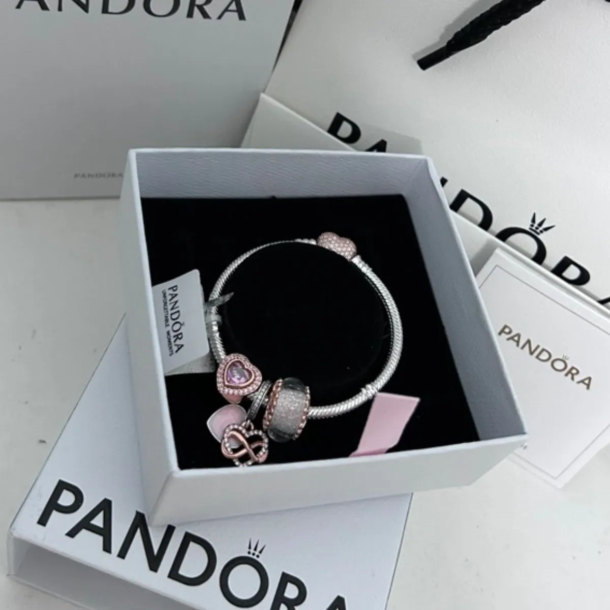 Tại sao Pandora lại đắt? Giải đáp mọi thắc về thương hiệu Pandora
