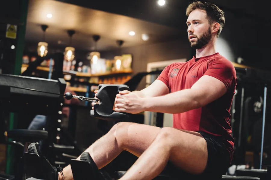 Đi tập gym mặc gì? Cách phối đồ đi tập gym cho nam vừa đẹp vừa thoải mái