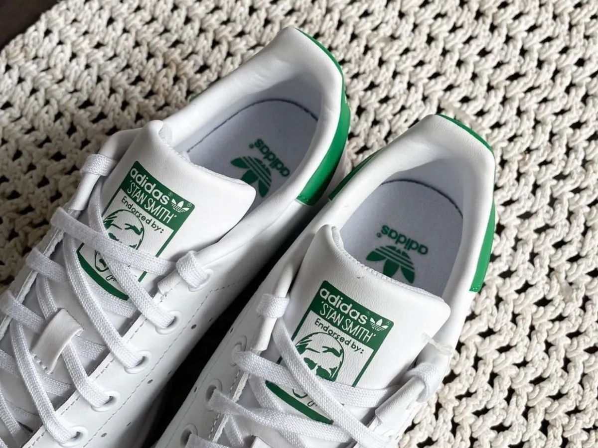 13 cách phân biệt giày Adidas Stan Smith thật giả real fake