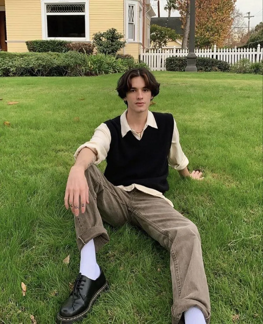 Phong cách soft boy là gì? 13 cách phối đồ soft boy thời trang và ấn tượng