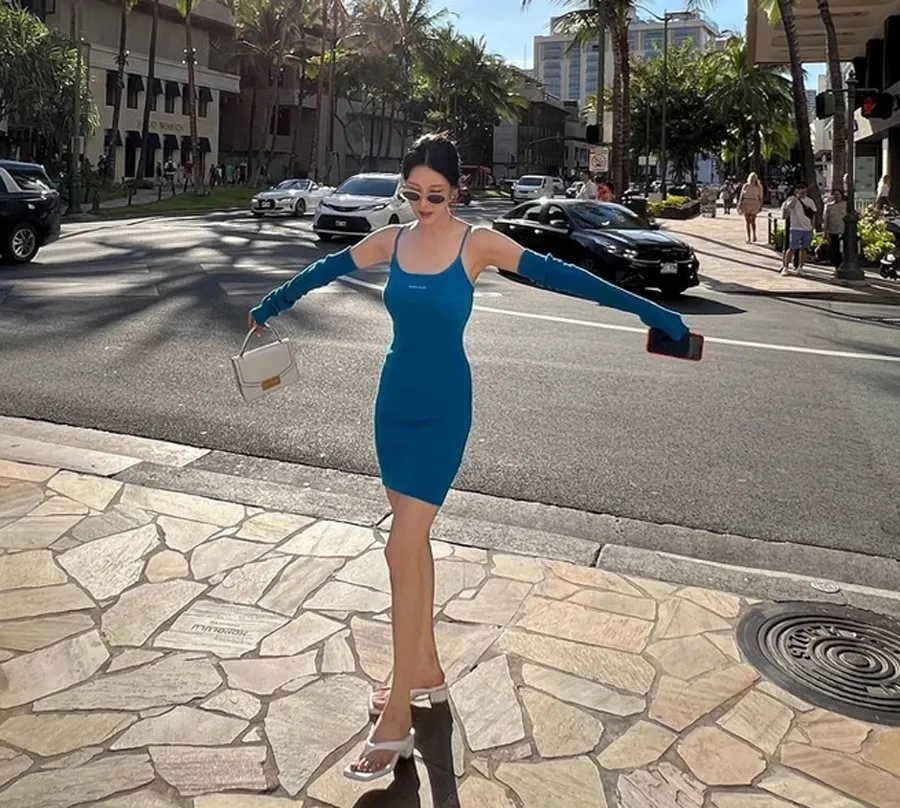 Tham khảo 10 set đồ mùa hè trẻ trung từ các mỹ nhân U40 nhóm SNSD