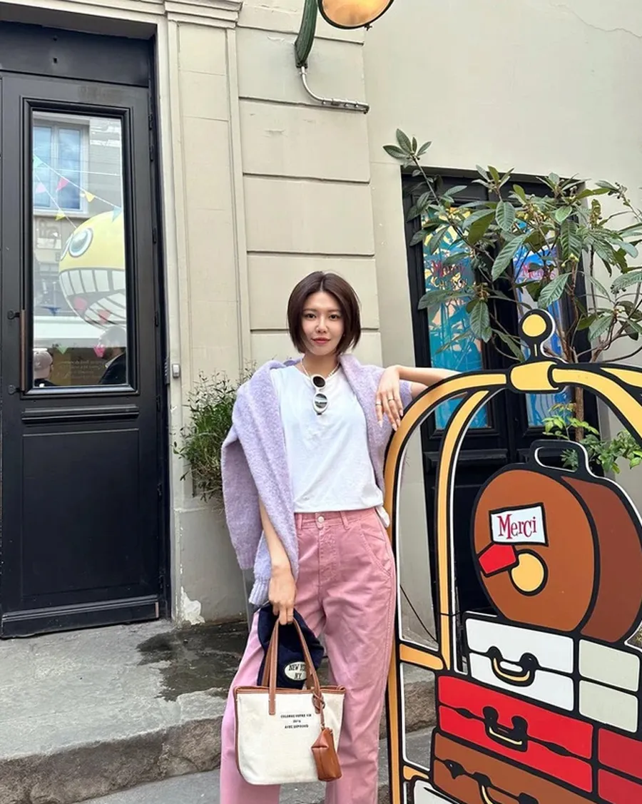 Tham khảo 10 set đồ mùa hè trẻ trung từ các mỹ nhân U40 nhóm SNSD