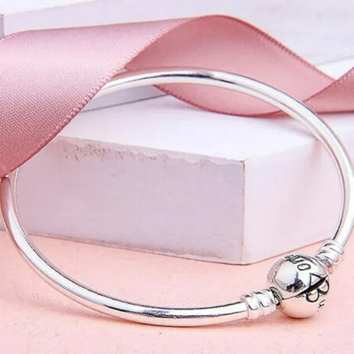 Mua Vòng Đeo Tay Pandora Moments One in a Million Clasp Bangle 598084 ...