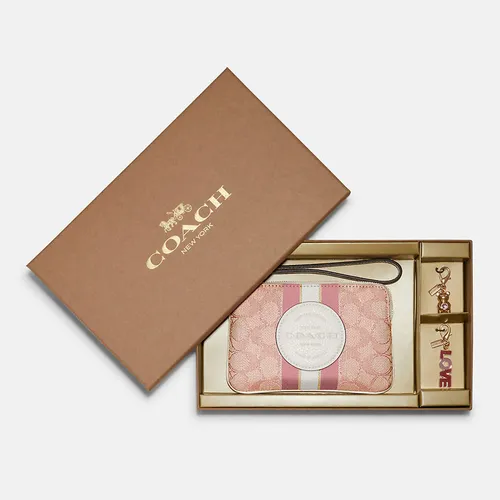 Mua Ví Cầm Tay Nữ Coach Boxed Dempsey Corner Zip Wristlet In Signature ...