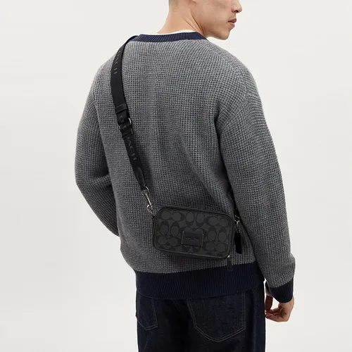 Mua Túi Đeo Chéo Nam Coach Wyatt Crossbody In Signature Canvas CM109 ...