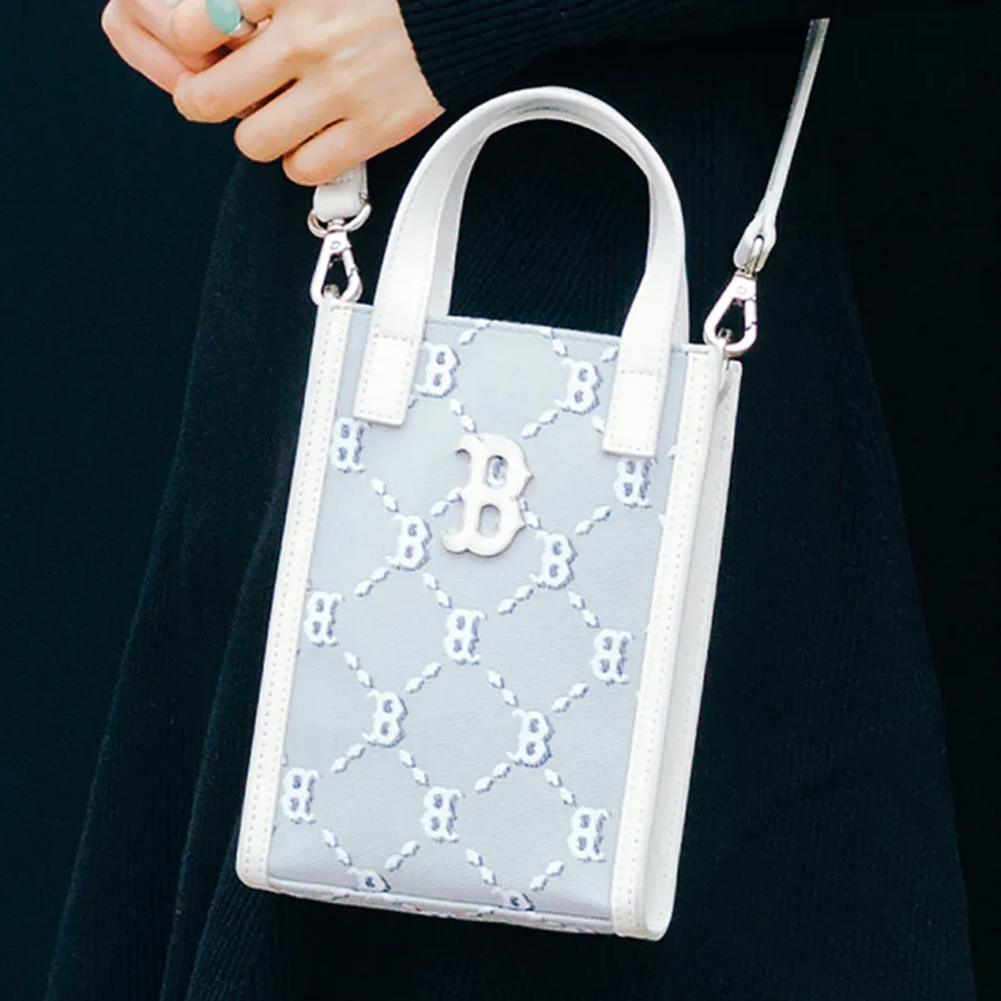 Mua Túi Đeo Chéo MLB Monogram Diamond Jacquard Phone Pouch 3ACRH012N ...