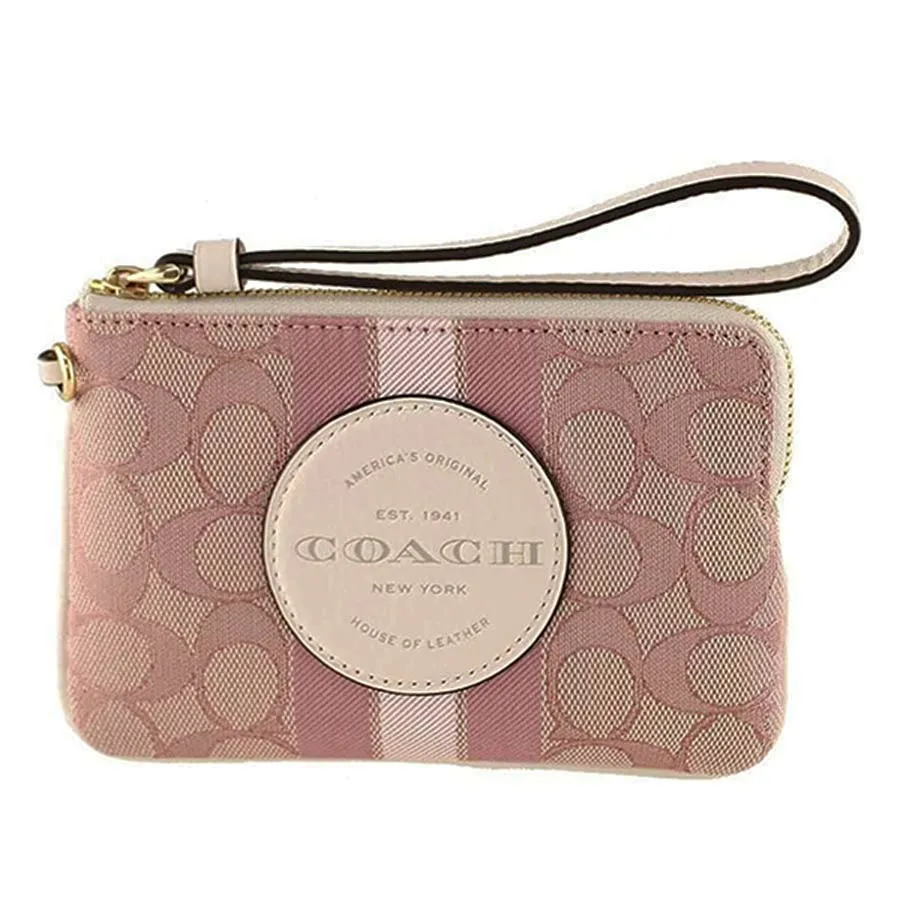 Mua Ví Cầm Tay Nữ Coach Boxed Dempsey Corner Zip Wristlet In Signature ...