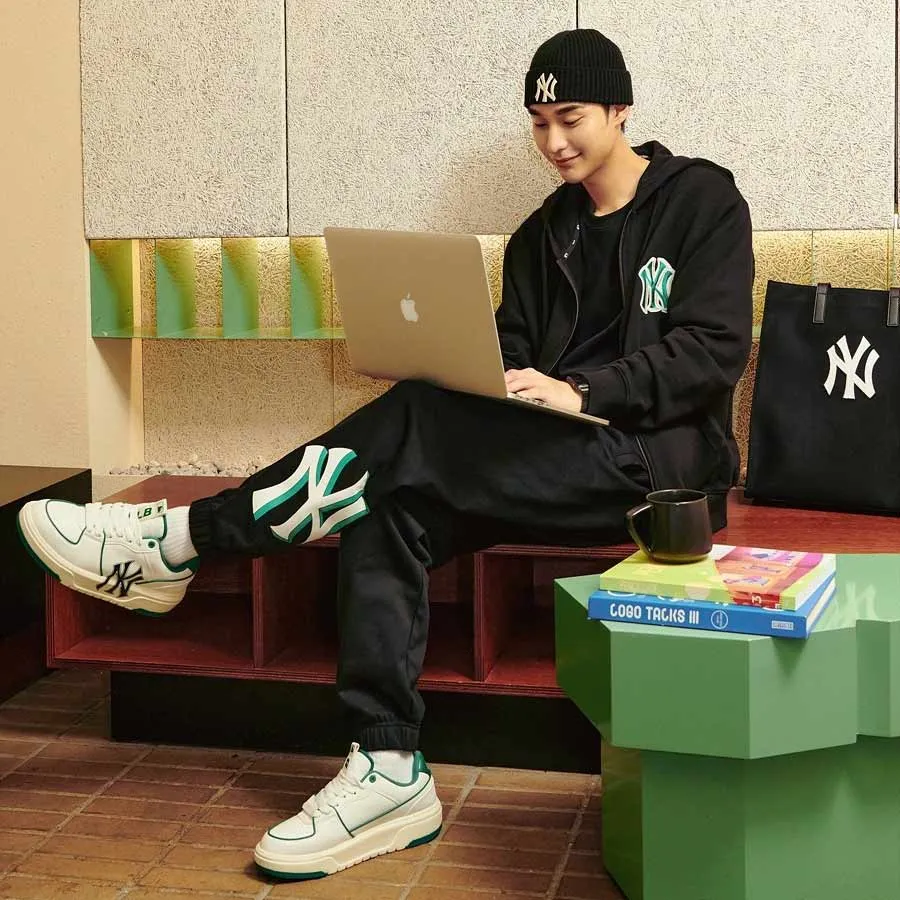 Mua Quần Jogger MLB Basic Mega Logo Loose Fit Pants New York Yankees ...