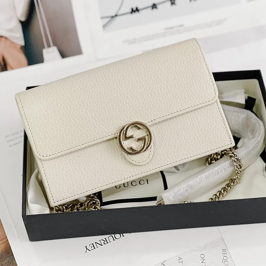 Mua Túi Cầm Tay Gucci Interlocking WOC Wallet On Chain In Ivory White ...