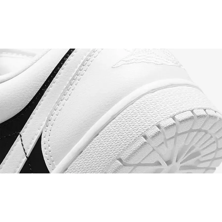 Mua Giày Thể Thao Nike Wmns Air Jordan 1 Low Panda DC0774-100 Màu Đen ...