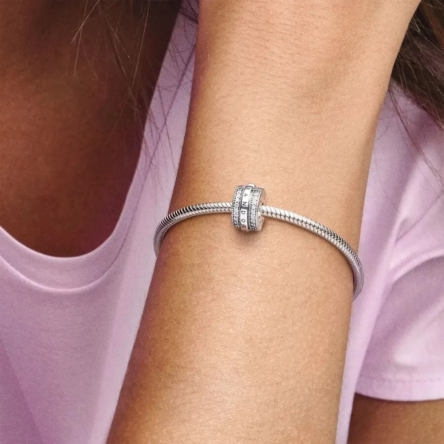 Mua Hạt Vòng Charm Pandora Sparkling Pavé Lines & Logo Clip Charm ...