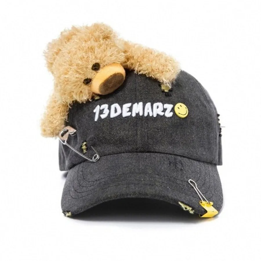 Mũ 13 De Marzo X Smiley Broken Pin Bear Cap Washed Grey Màu Xám | Vua Hàng Hiệu