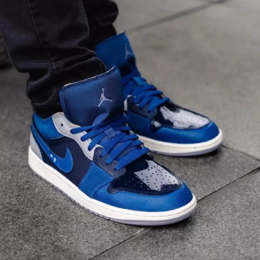 Order Giày Thể Thao Nam Nike Air Jordan 1 Low Inside Out Navy DR8867 ...