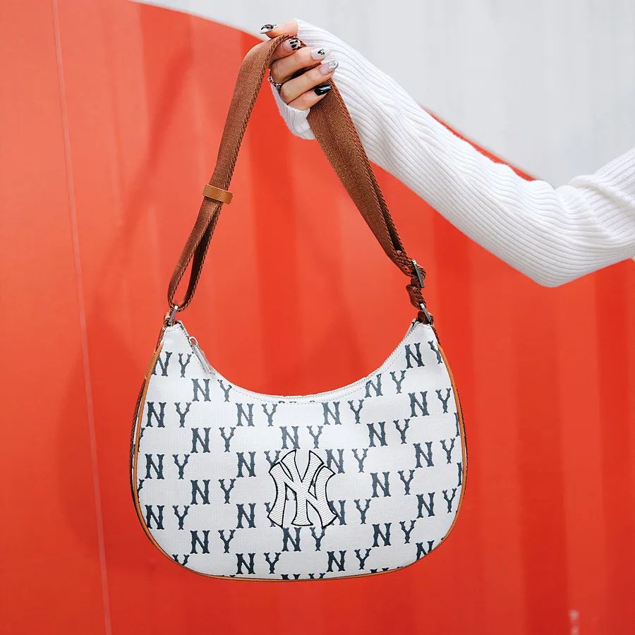Mua Túi Đeo Vai MLB Monogram Jacquard Hobo Bag New York Yankees ...