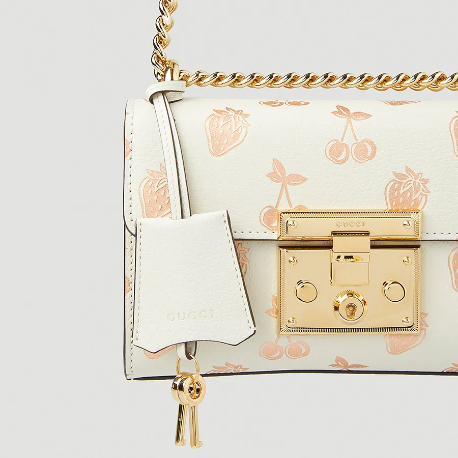 Mua Túi Đeo Vai Nữ Gucci Berry Padlock Small Shoulder Bag Màu Trắng ...