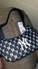 Mua Túi Xách MLB Monogram Jacquard Hobo New York Yankees 3ABQS012N ...